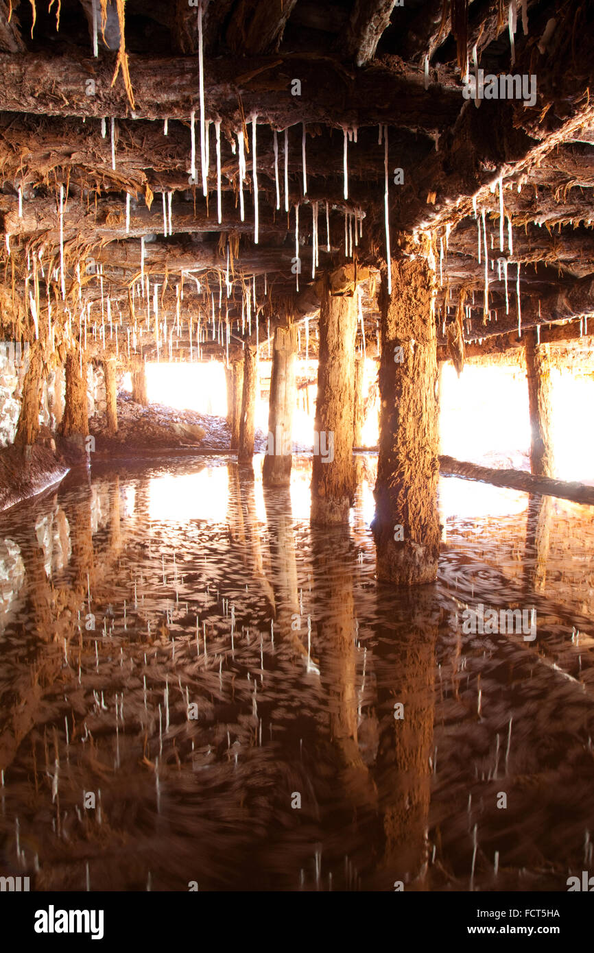 ancient well salt field Stock Photo - Alamy