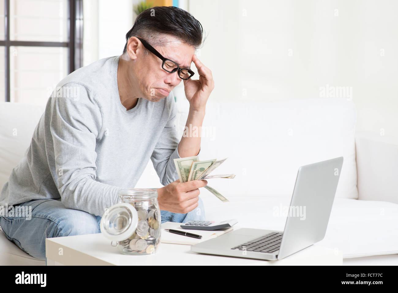 Chinese counting hi-res stock photography and images - Alamy