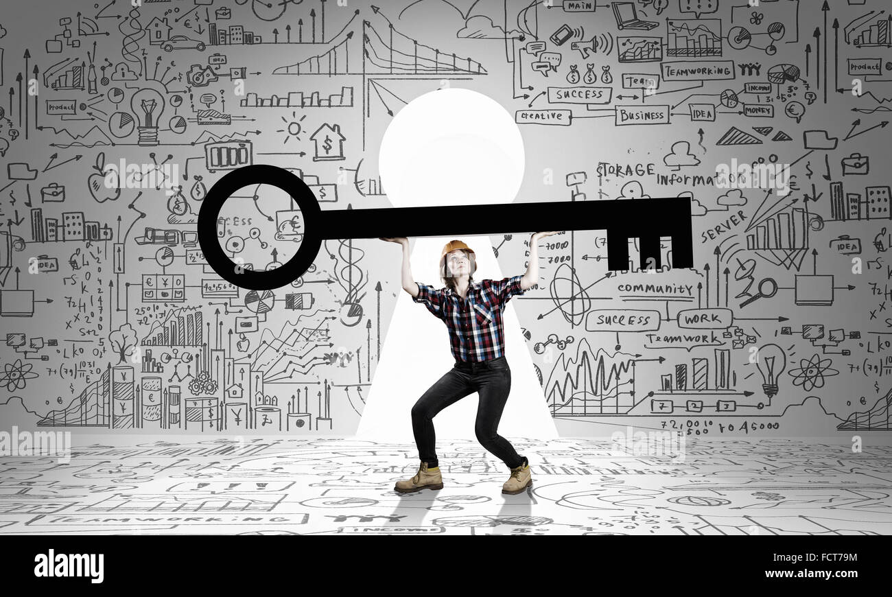 Business woman lifting heavy hi-res stock photography and images - Alamy