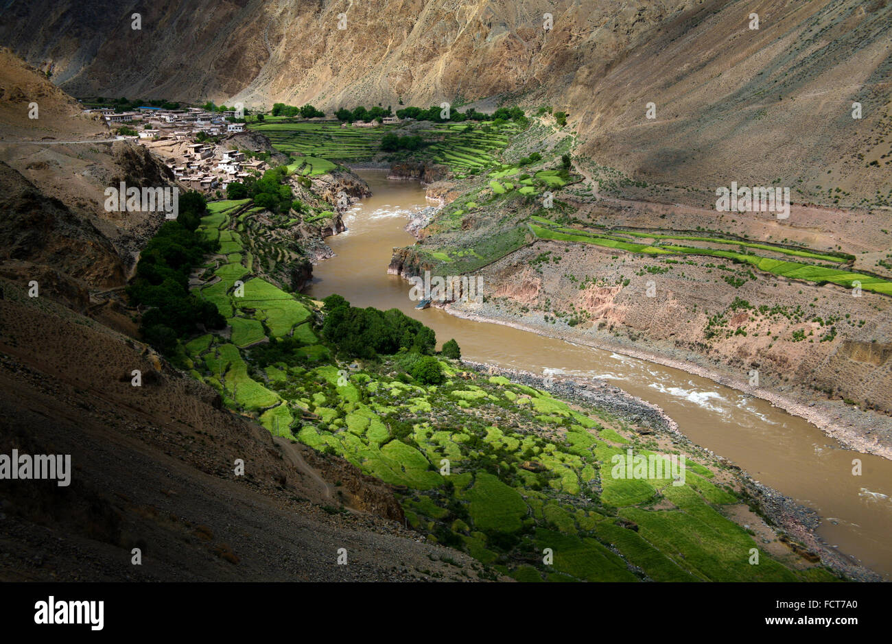 Lancang river hi-res stock photography and images - Alamy