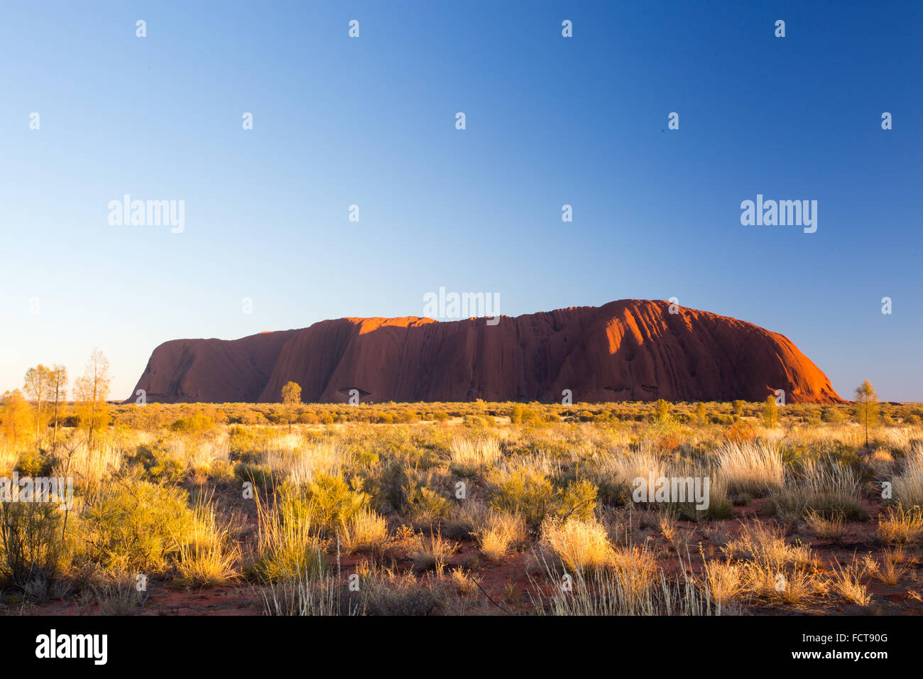 Uluru nt hi-res stock photography and images - Alamy