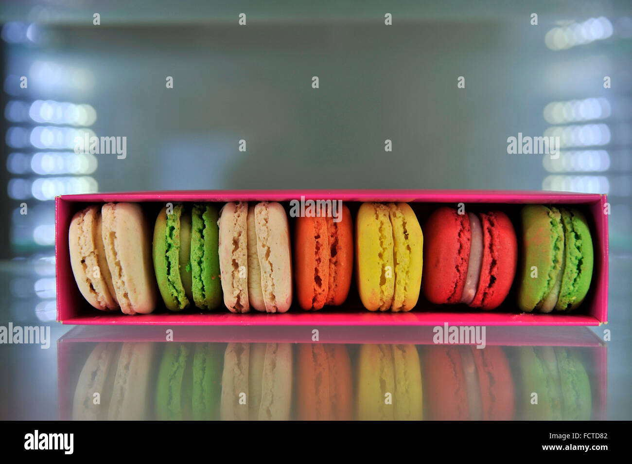 Box of macaroons Stock Photo - Alamy