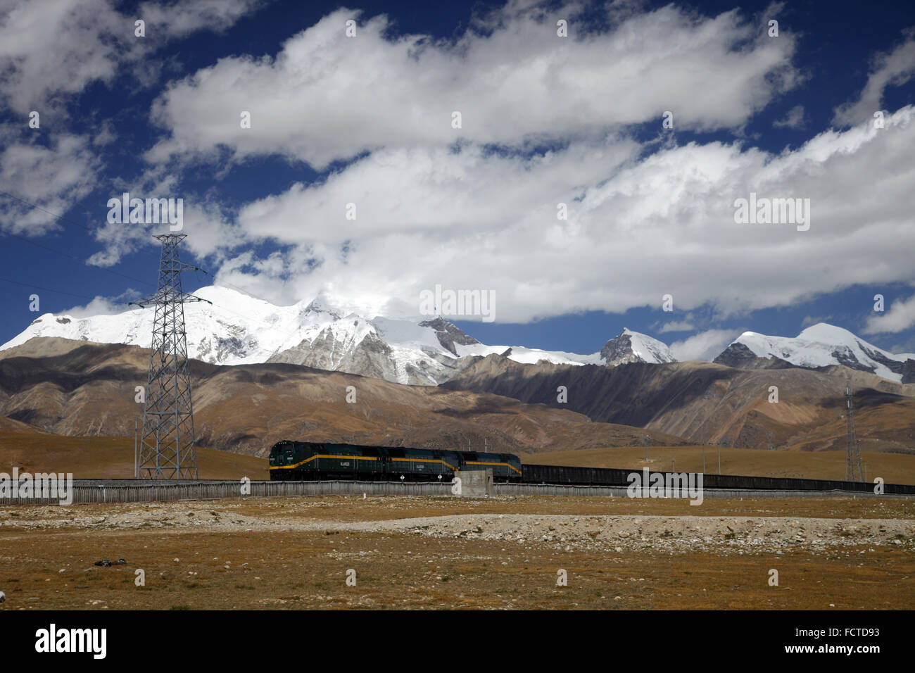 Qinghai Tibet Railway Stock Photo - Alamy