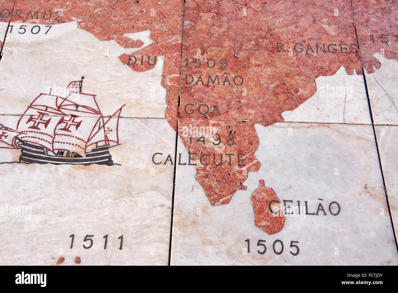 Compass in pavement hi-res stock photography and images - Alamy