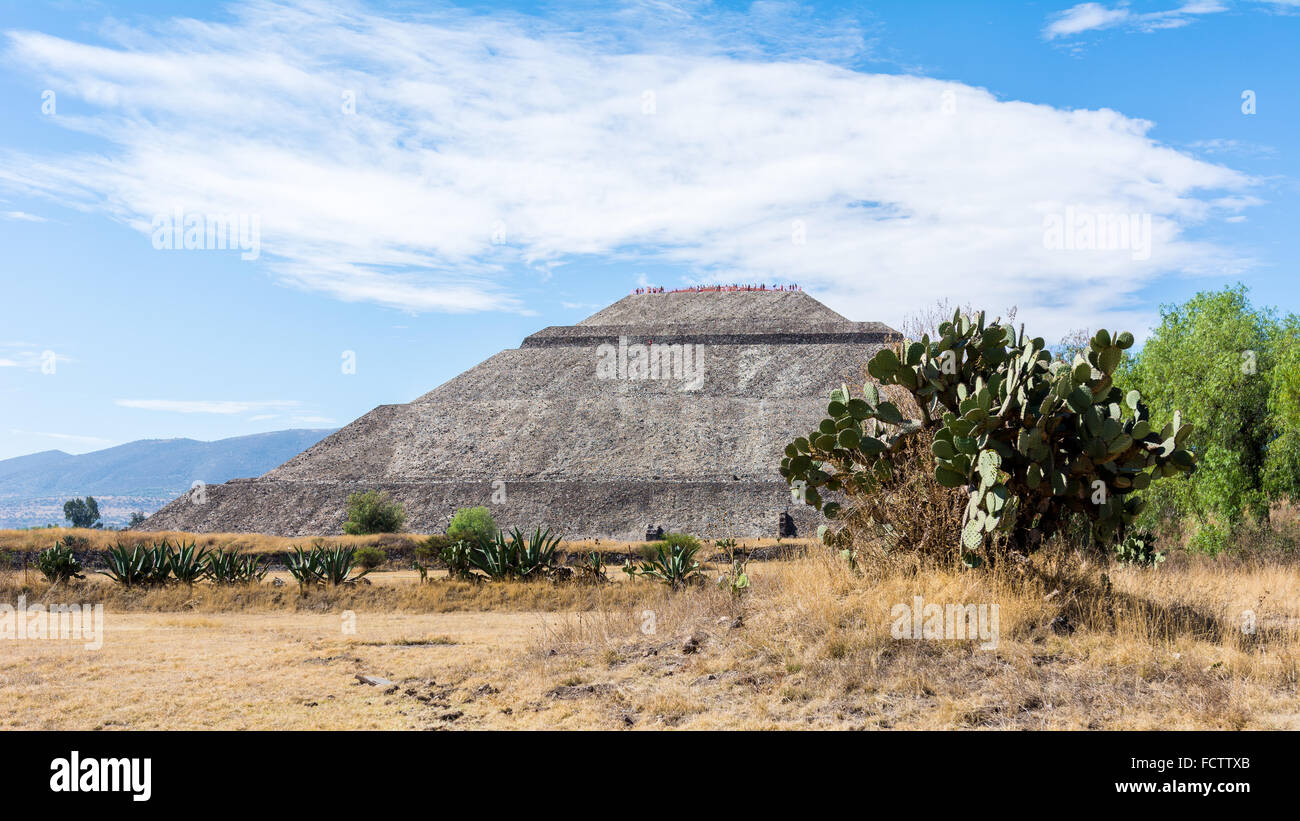Piramide del sol hi-res stock photography and images - Alamy