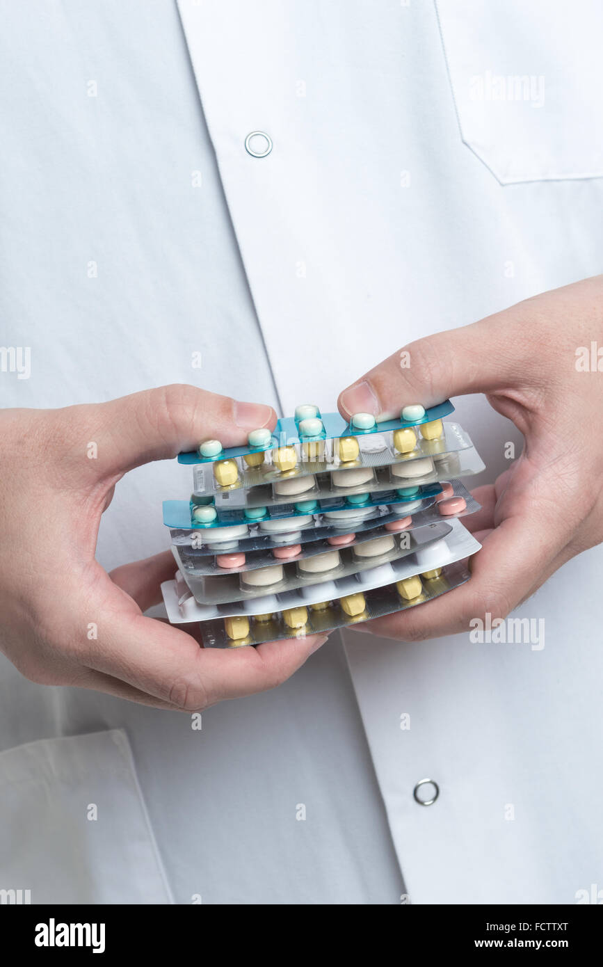 Tablets medicine for people's health to heal diseases Stock Photo - Alamy