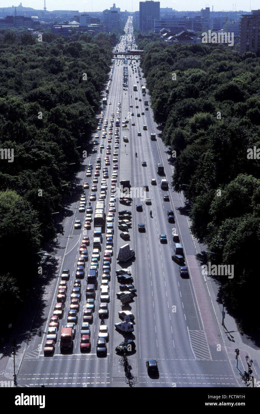 DEU, Germany, Berlin, Street of the 17. of June, view from the ...