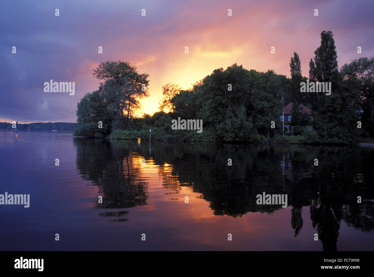 DEU, Germany, Berlin, view to the Peacock Island, river Havel. DEU ...