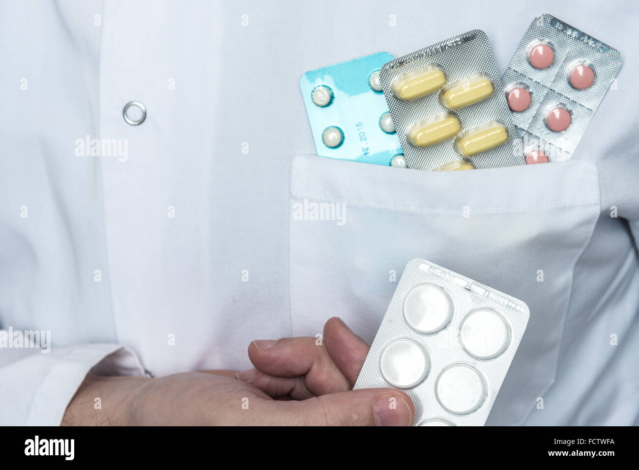 Tablets medicine for people's health to heal diseases Stock Photo - Alamy