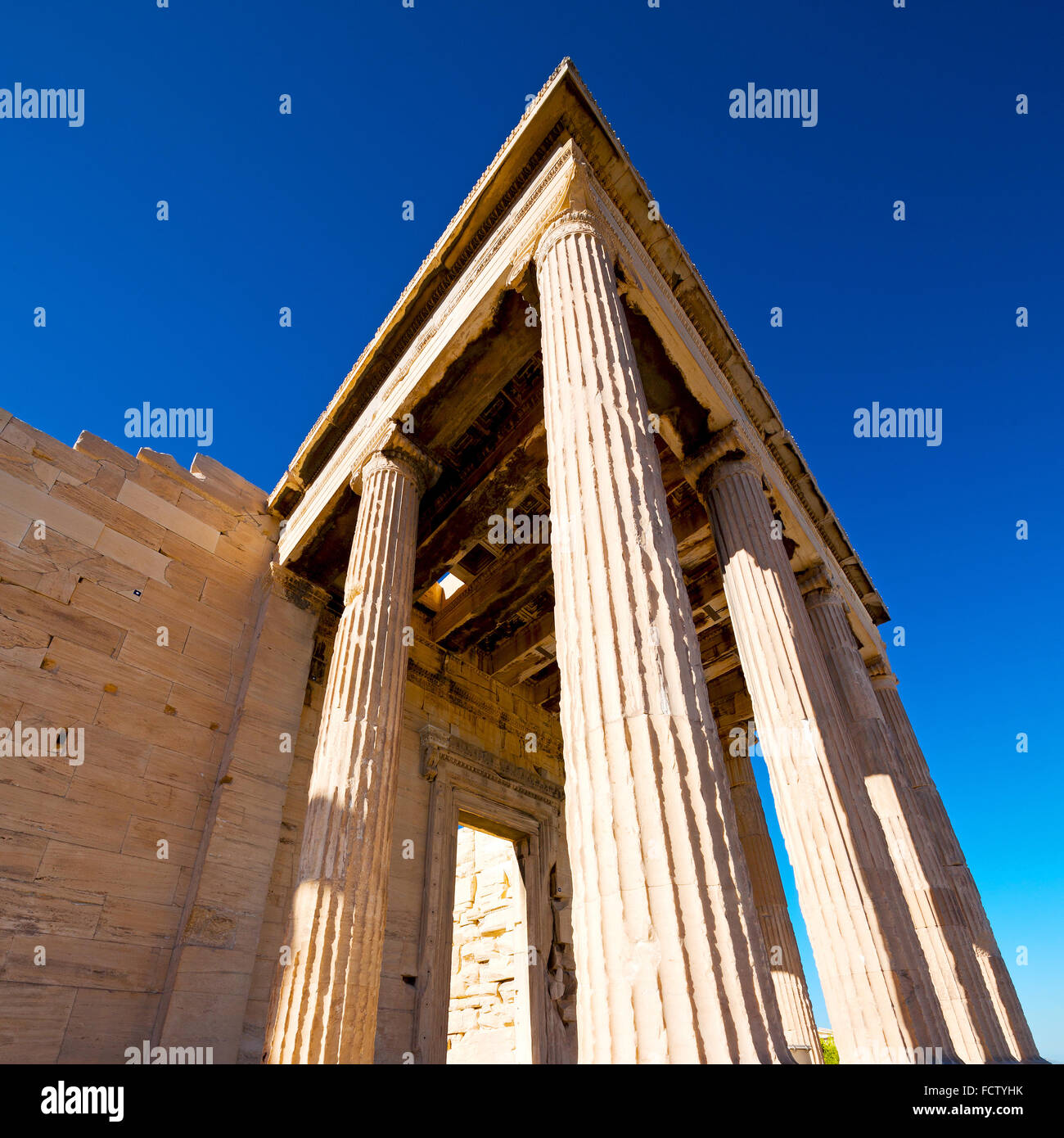 in greece the old architecture and historical place parthenon athens ...