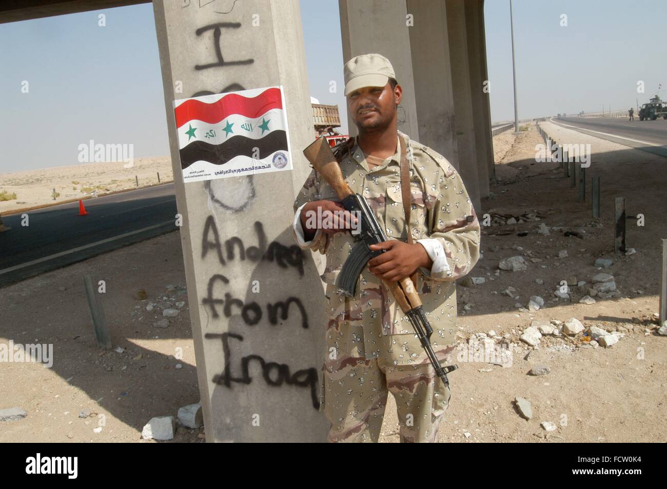 New reconstituted Iraqi army after the 2003 war, checkpoint on the ...
