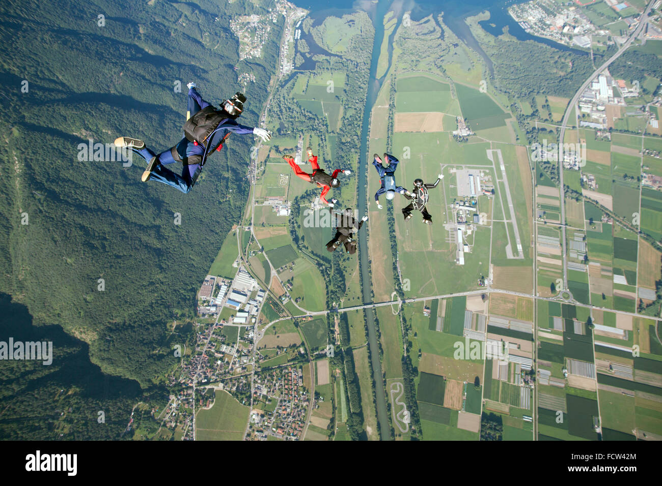 This 4-way formation skydiving team is training for the National ...