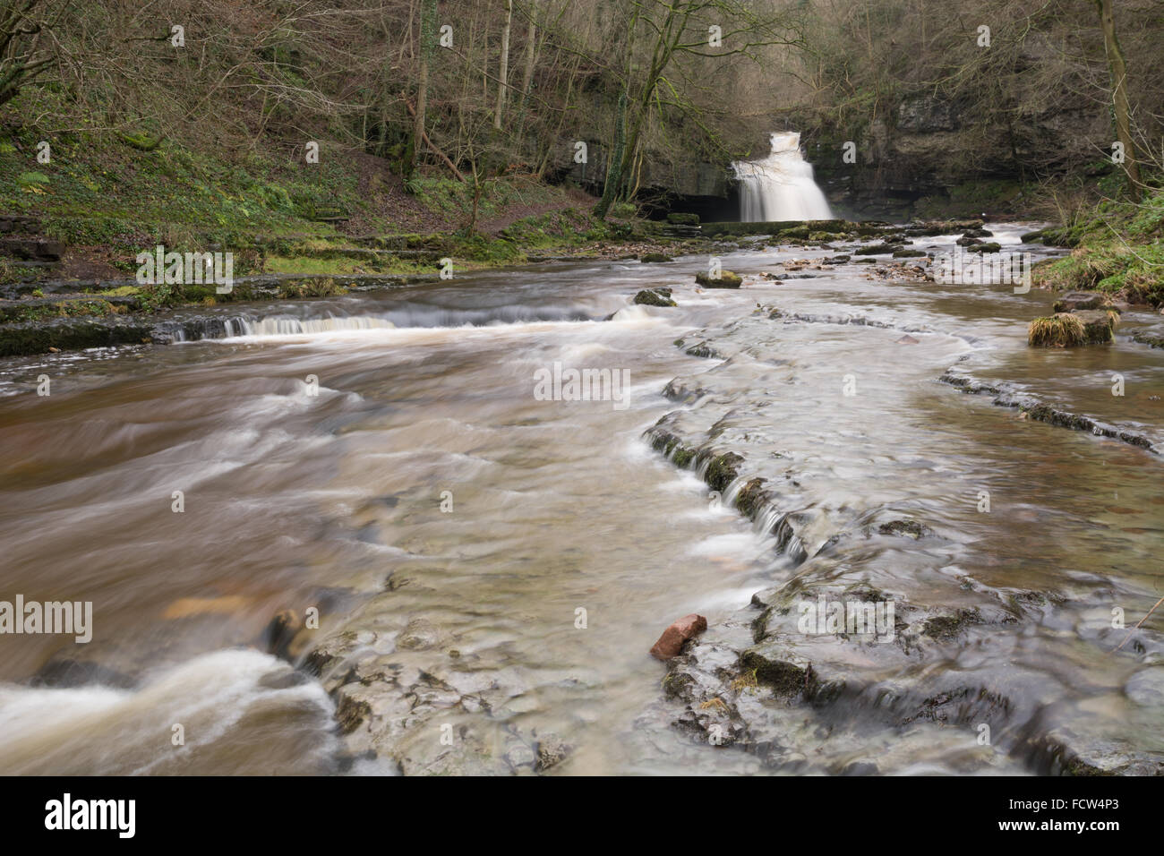West Burton Falls 'Cauldron Force', in the Yorkshire Dales Stock Photo ...