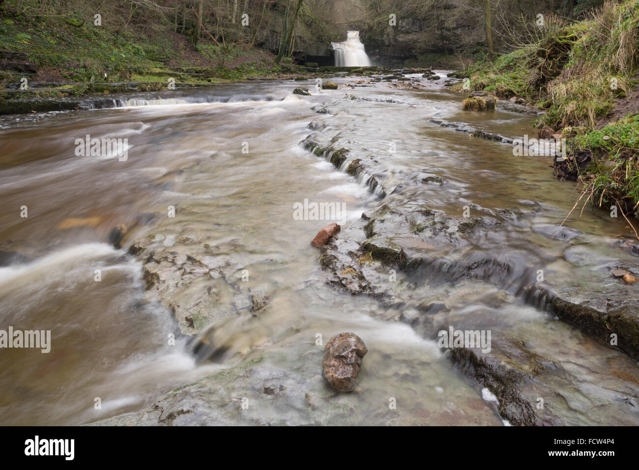West Burton Falls 'Cauldron Force', in the Yorkshire Dales Stock Photo ...