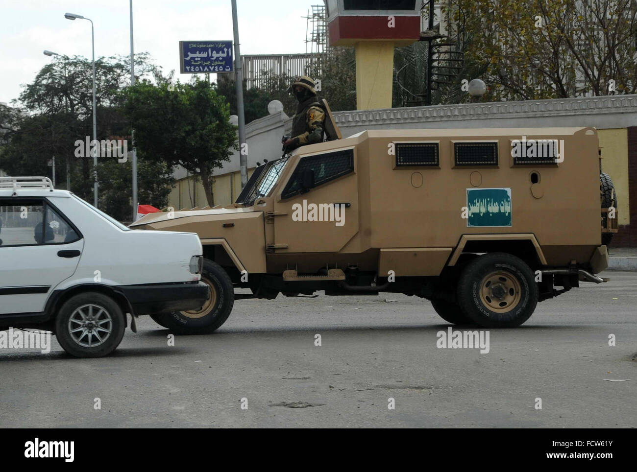 Cairo, Egypt. 25th Jan, 2016. Egyptian police special forces patrolling ...