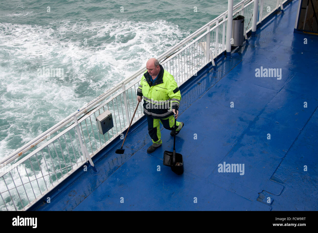 Man working deck hi-res stock photography and images - Alamy