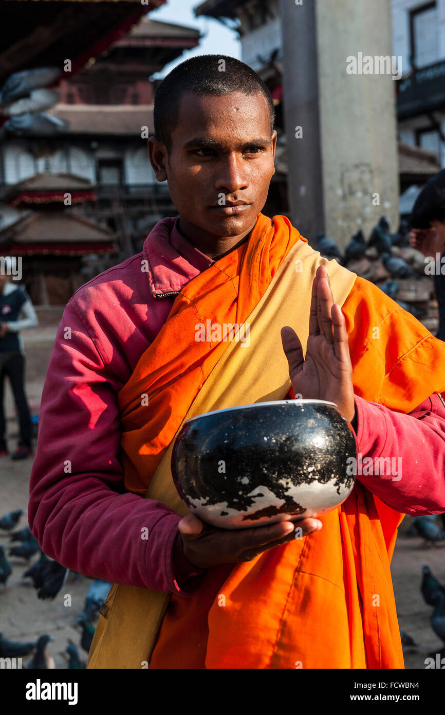 Nepal, Kathmandu, Durbar square, monk Stock Photo - Alamy