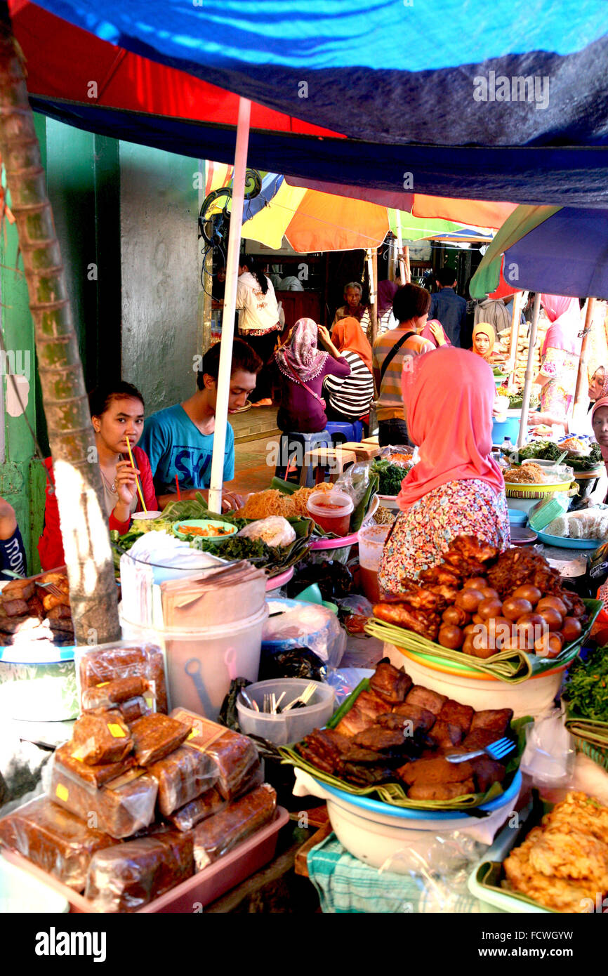 Indonesia Central Java Yogyakarta Food stalls outside Beringharjo ...
