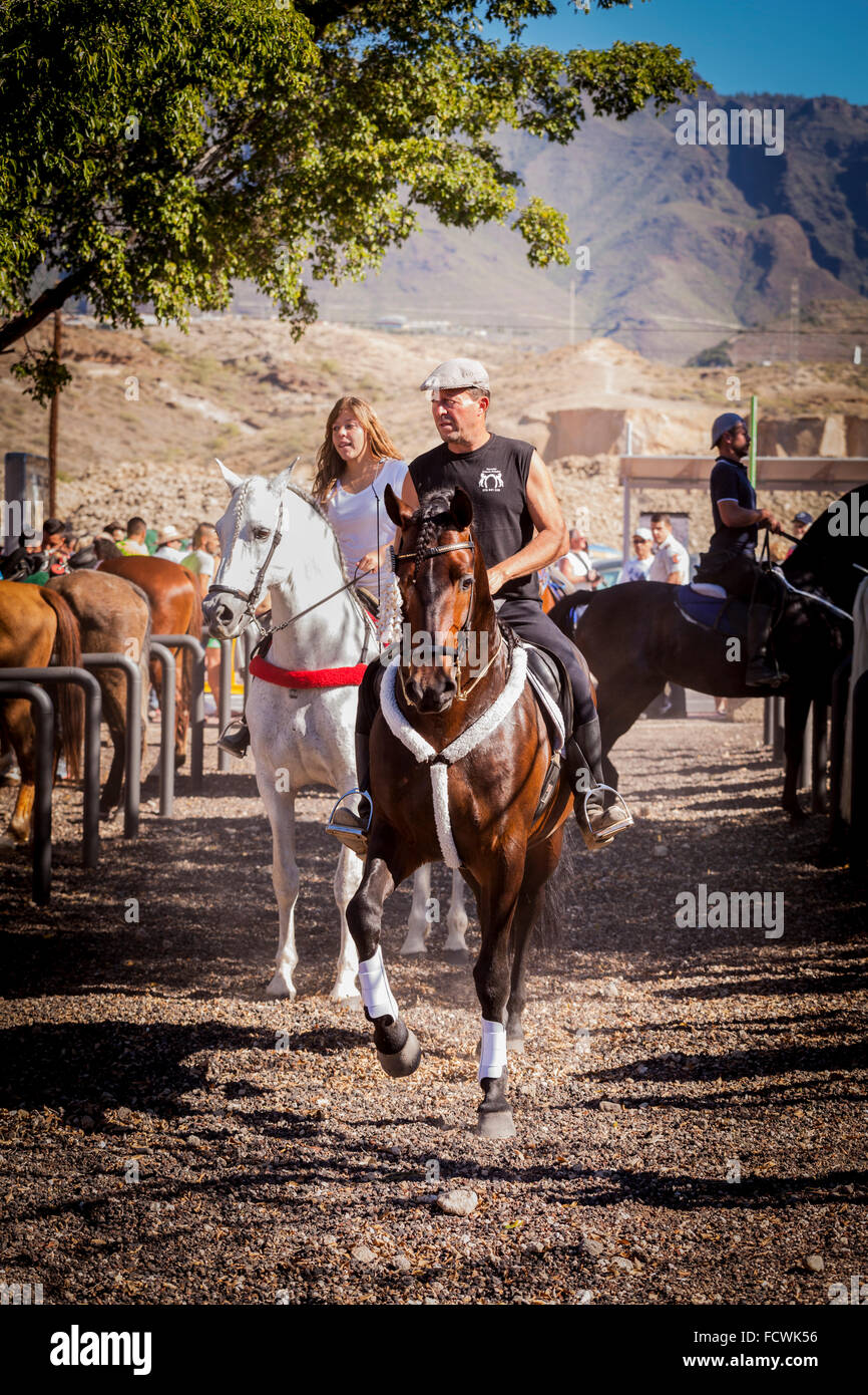 Spanish riding hat hi-res stock photography and images - Alamy