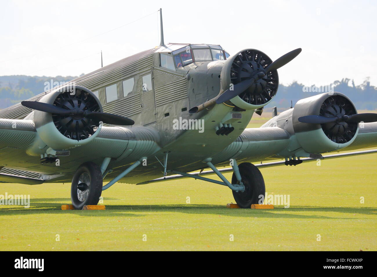 Junkers ju 52 hi-res stock photography and images - Alamy