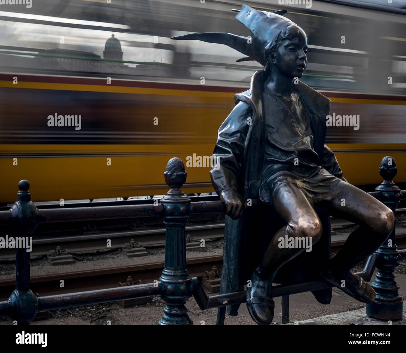 The Little Princess statue, Budapest Stock Photo - Alamy