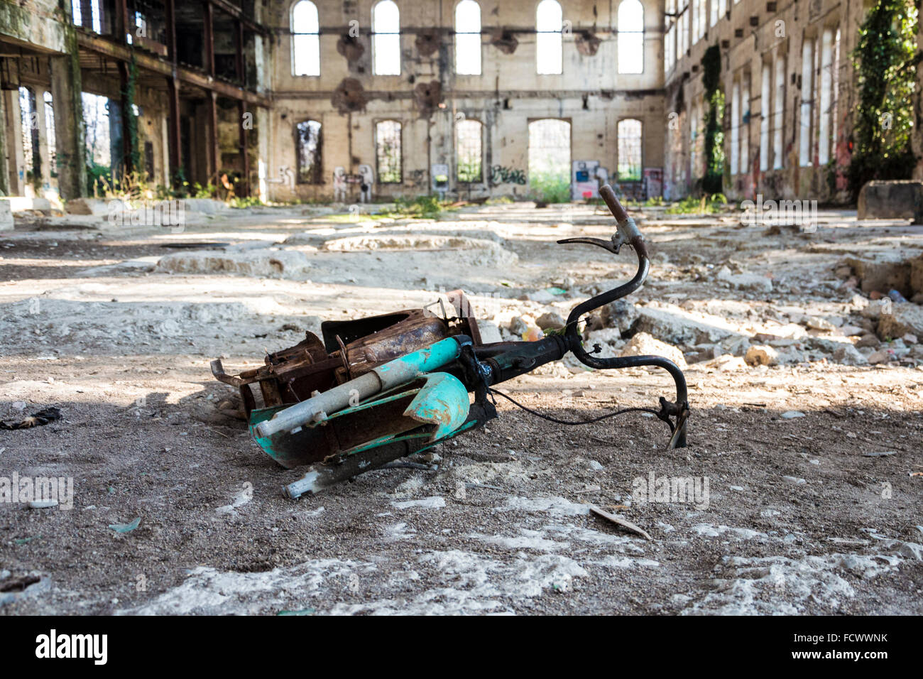 Old kid cycle Stock Photo - Alamy