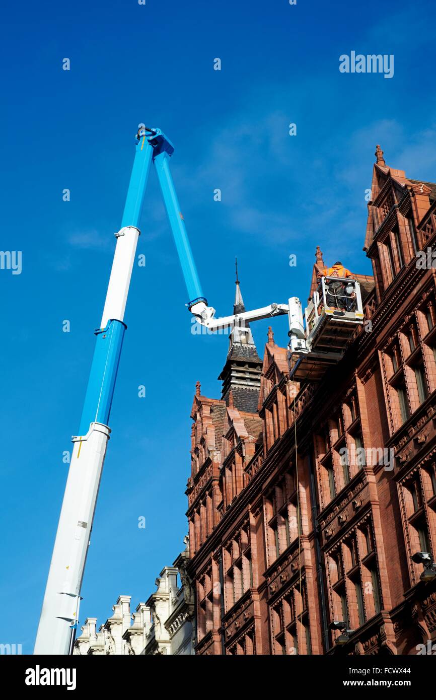 A Palfinger Platform P 480 being used to access the roof area of a ...