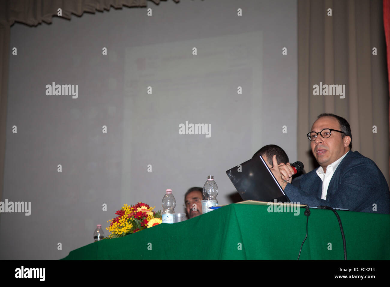 Attendeds hi-res stock photography and images - Alamy