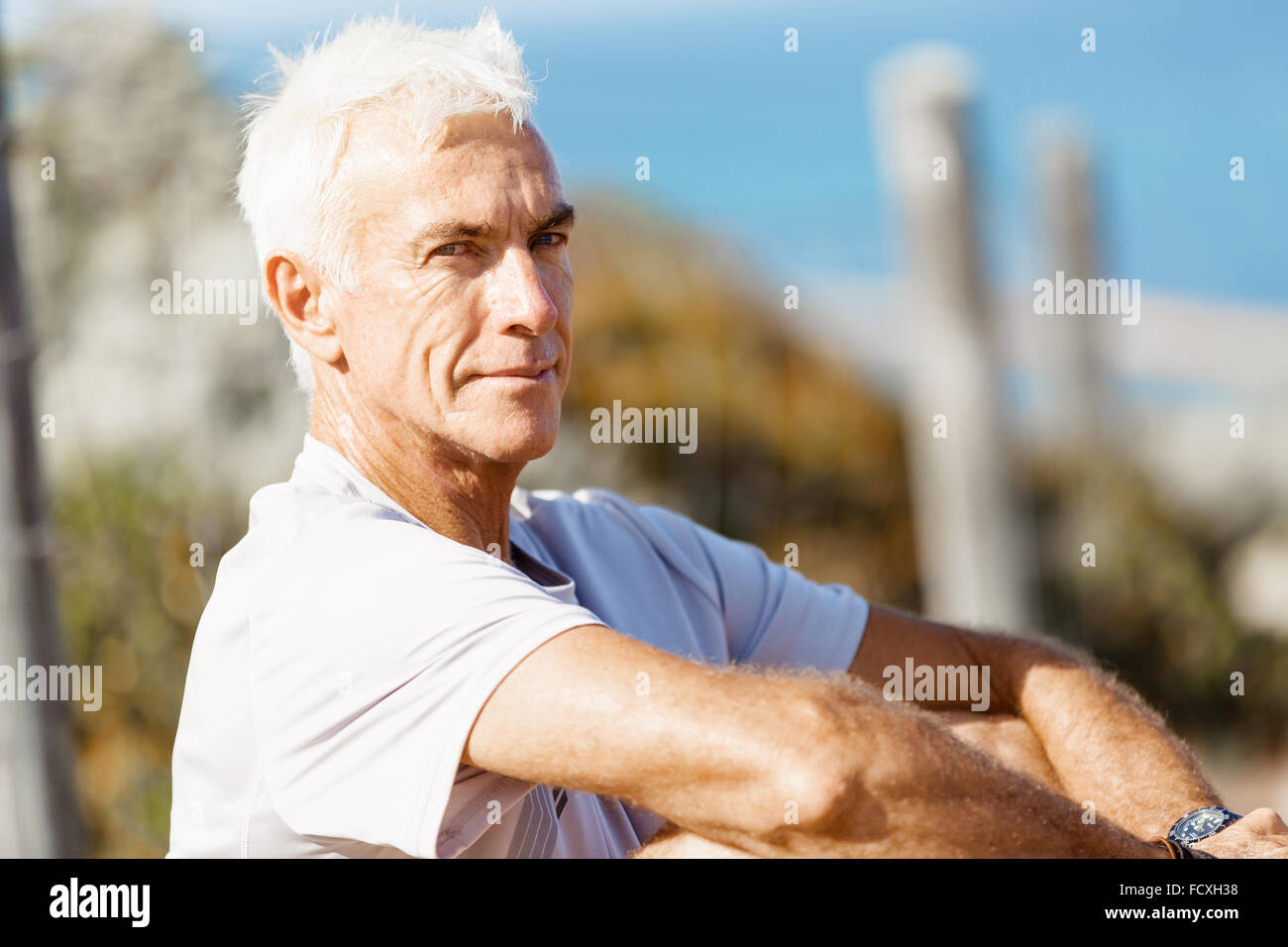 Portrait of healthy senior man smiling at camera Stock Photo - Alamy