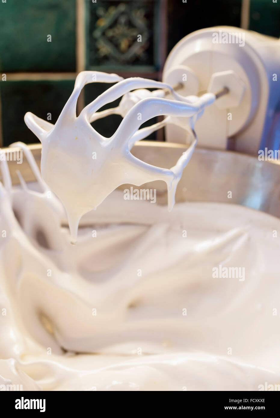 Electric mixer hi-res stock photography and images - Alamy