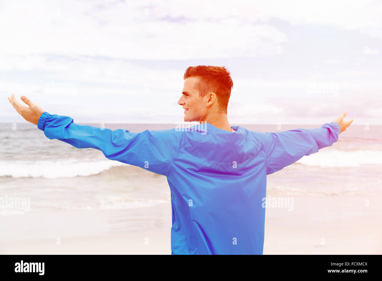 Man outstretched arms sport hi-res stock photography and images - Alamy