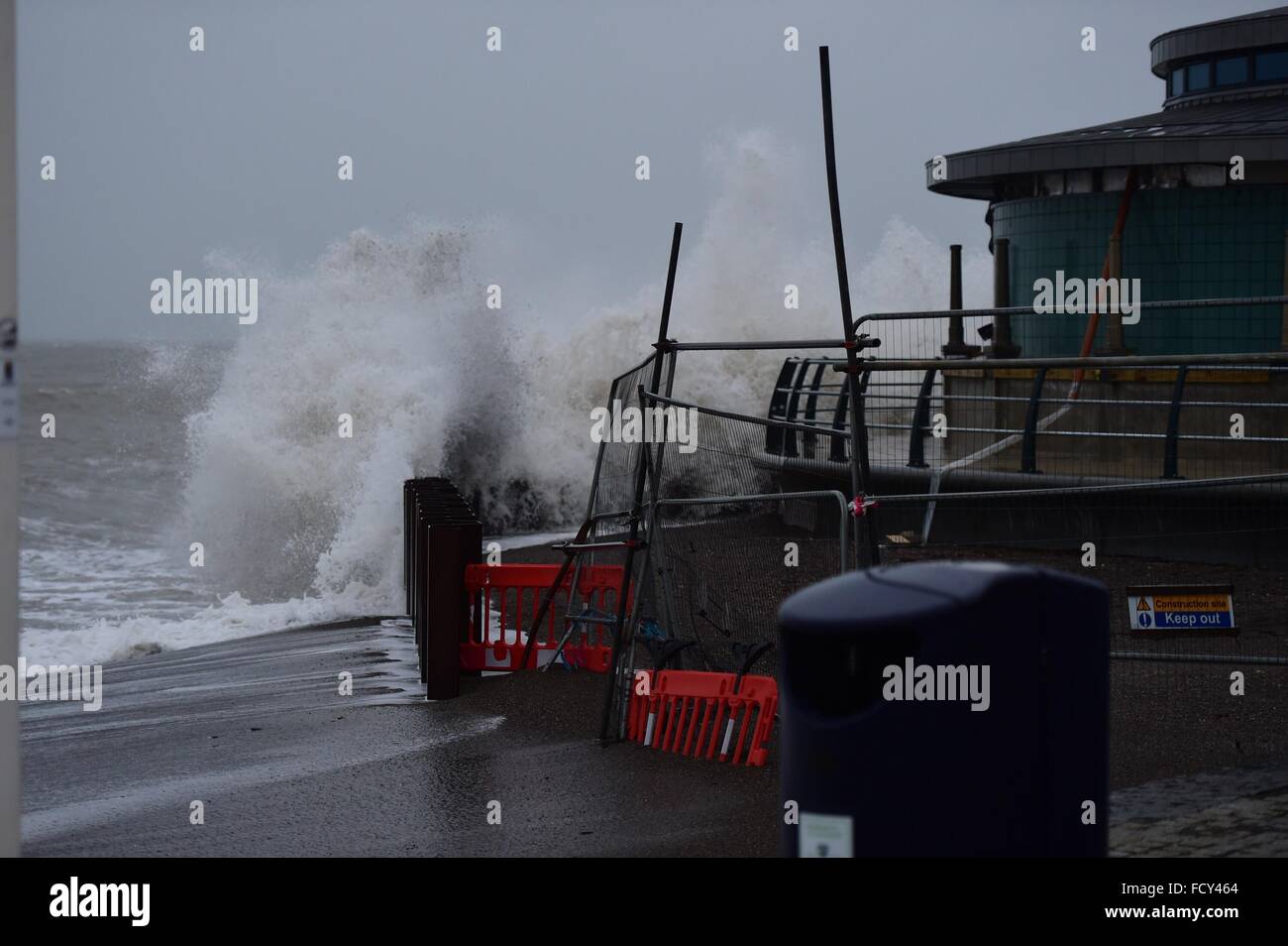 Aberystwyth, West Wales, UK. 26th January, 2016. UK weather. Big waves ...