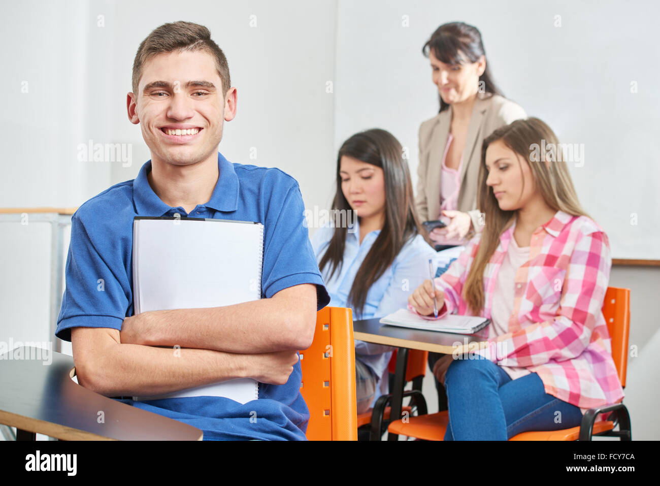 High school exam test classroom hi-res stock photography and images - Alamy