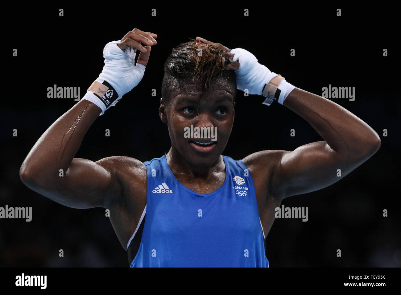 Nicola Adams (GBR) vs Elif Coskun (TUR). Women's Fly (48 - 51kg) Semi ...