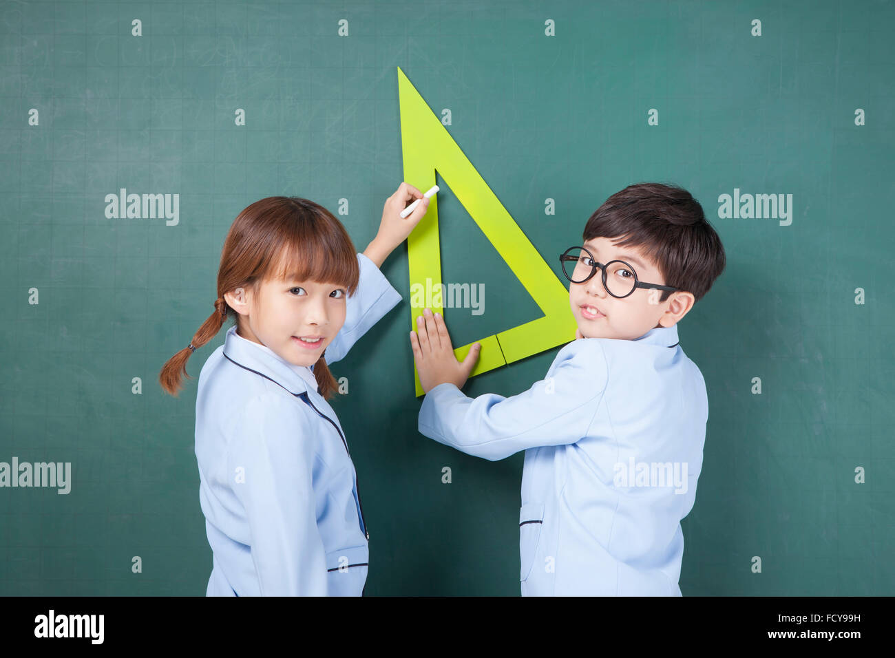 Back view boy student drawing hi-res stock photography and images - Alamy