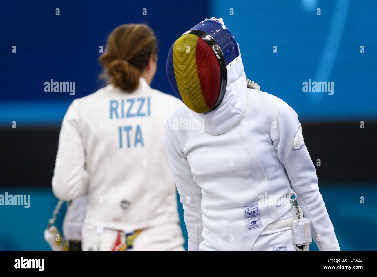 Giulia Rizzi (ITA) vs Simona Gherman (ROU). Women's Epee Individual ...