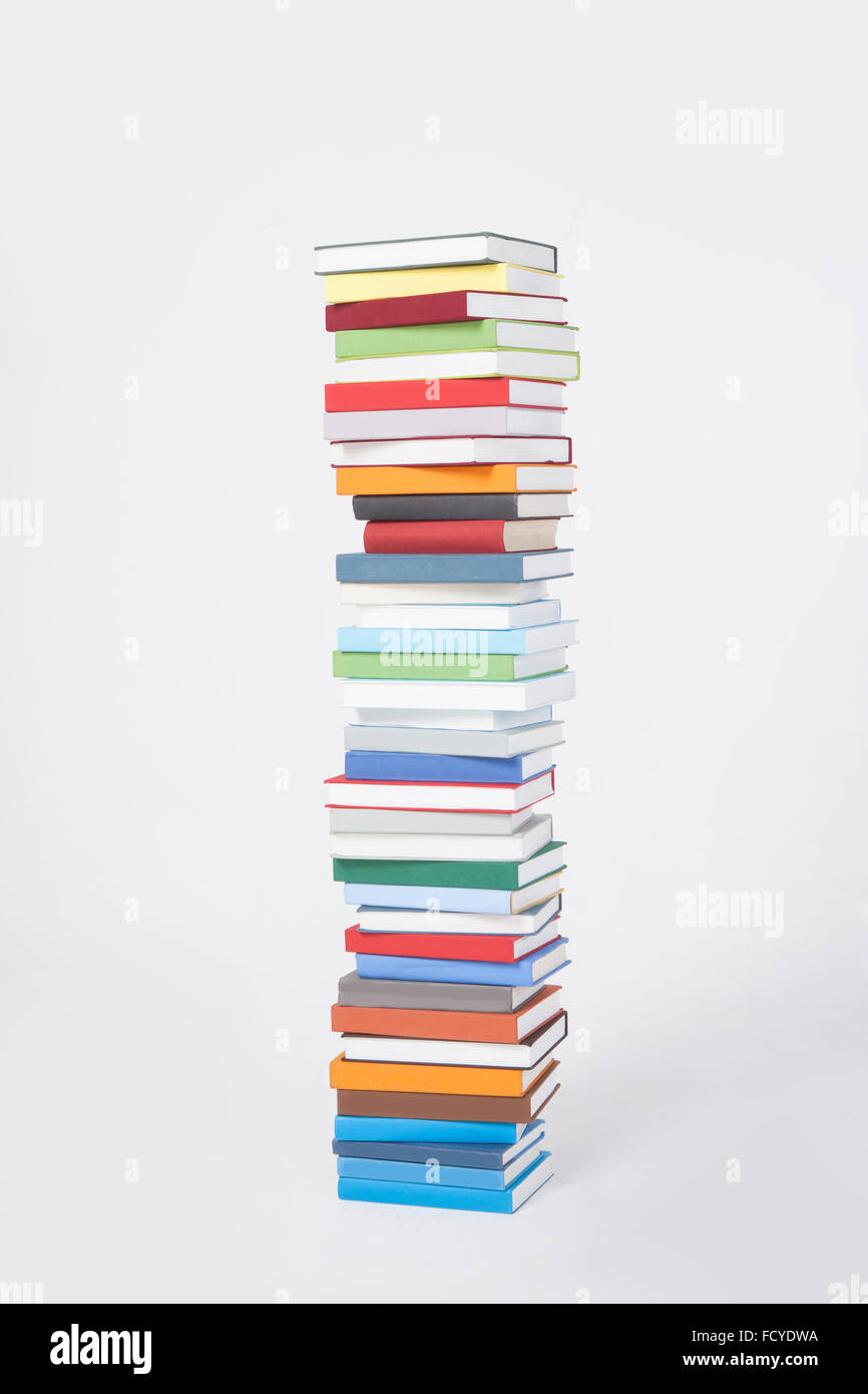 Colorful books hi-res stock photography and images - Alamy
