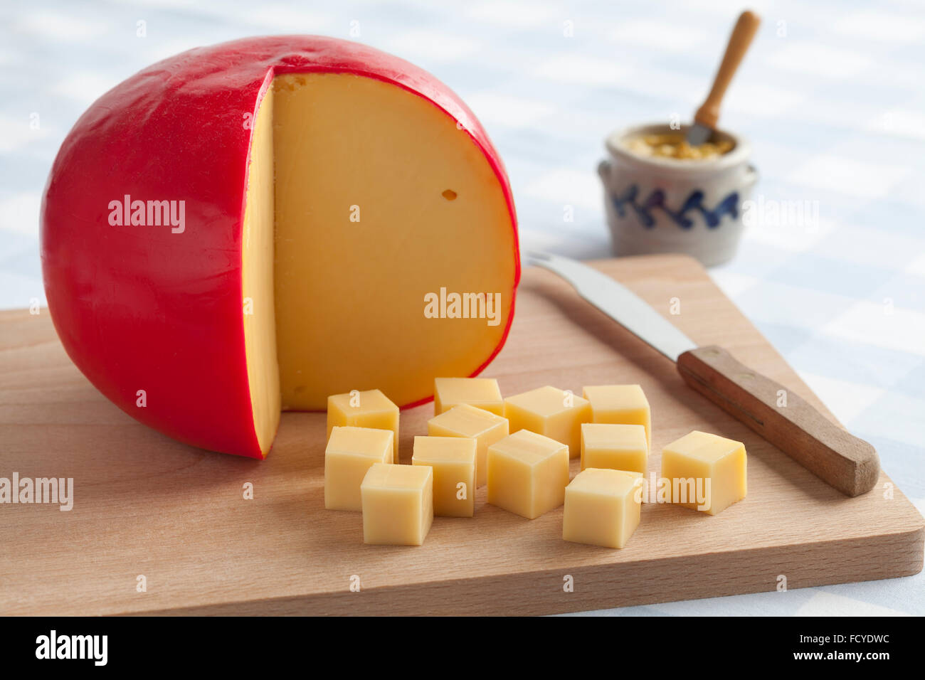 édam hi-res stock photography and images - Alamy