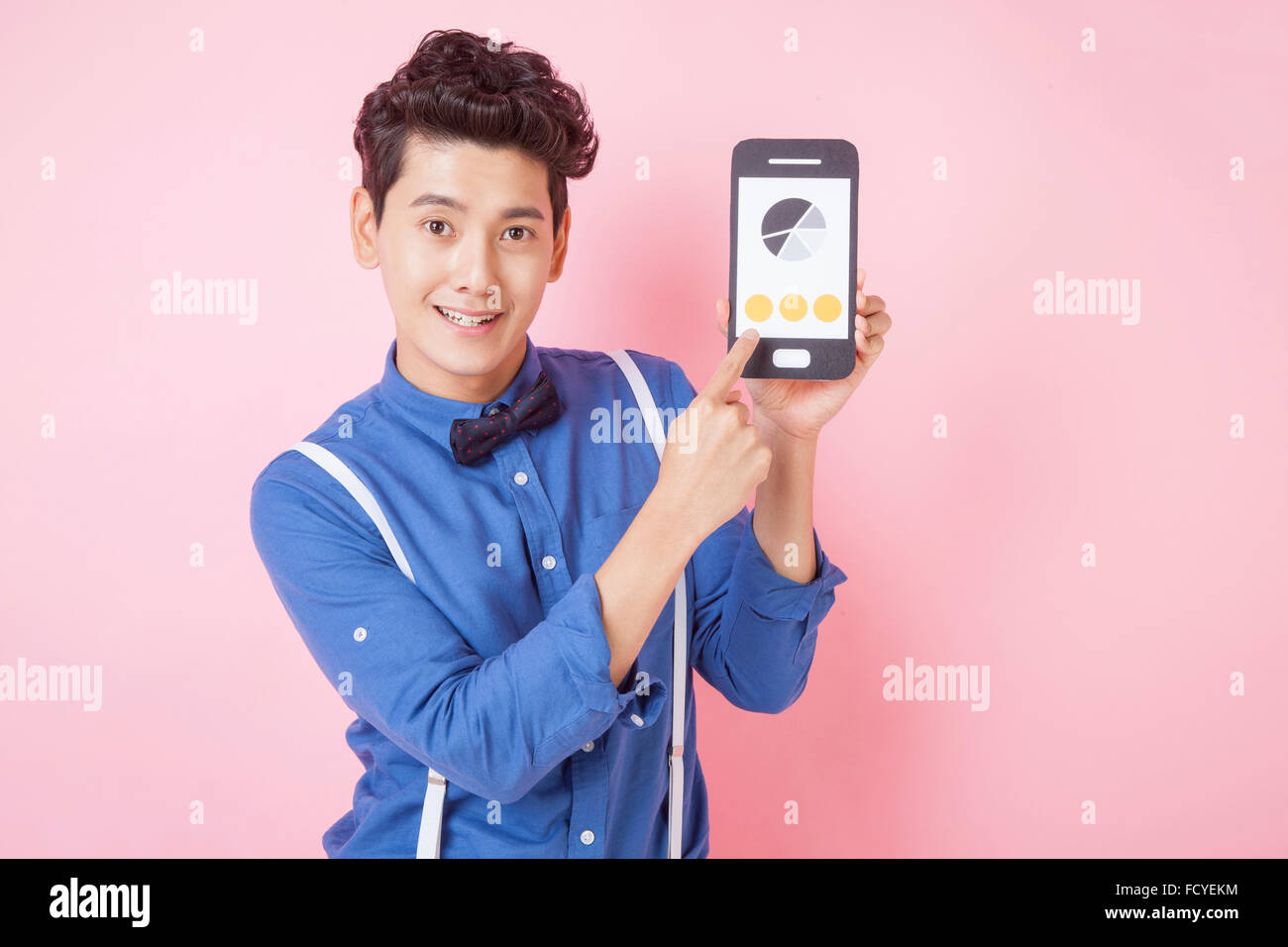 Retro phone smartphone hi-res stock photography and images - Alamy
