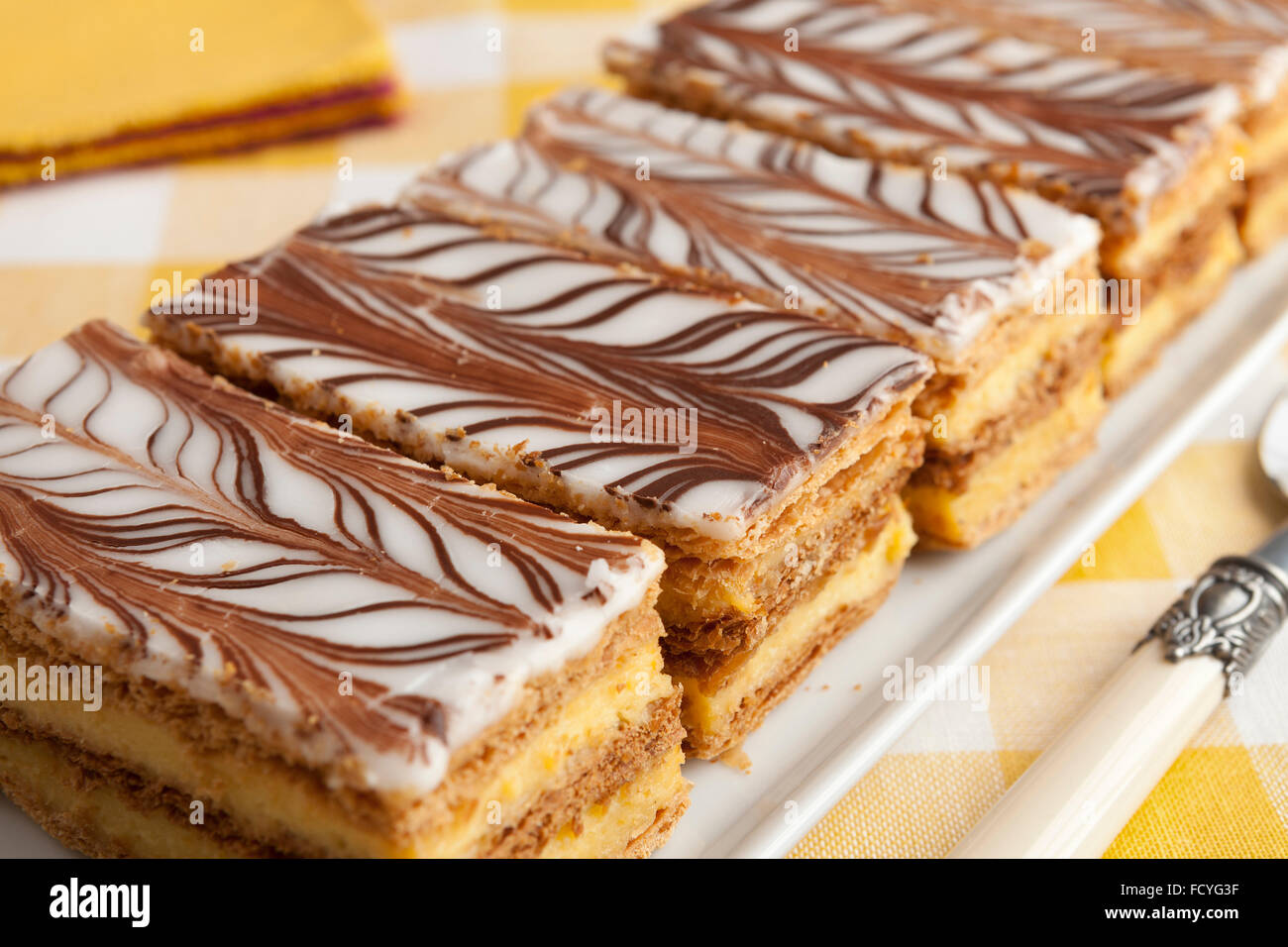 Moroccan pastries hi-res stock photography and images - Alamy
