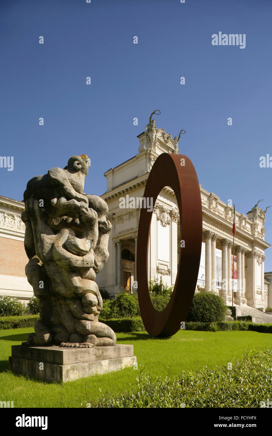 Modern art gallery rome hi-res stock photography and images - Alamy