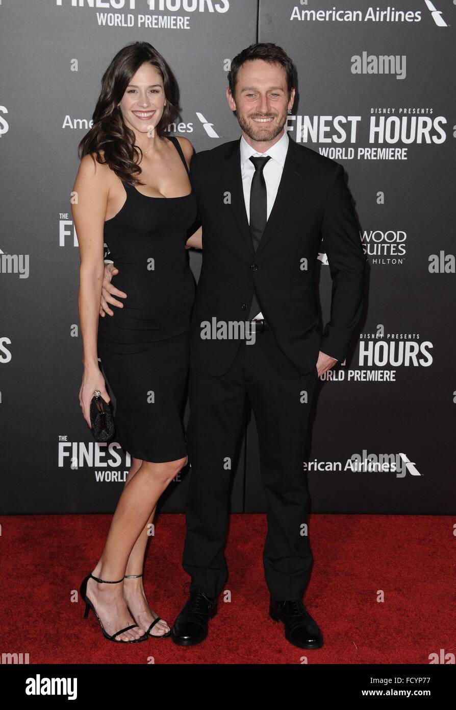 Los Angeles, CA, USA. 25th Jan, 2016. Josh Stewart at arrivals for THE ...