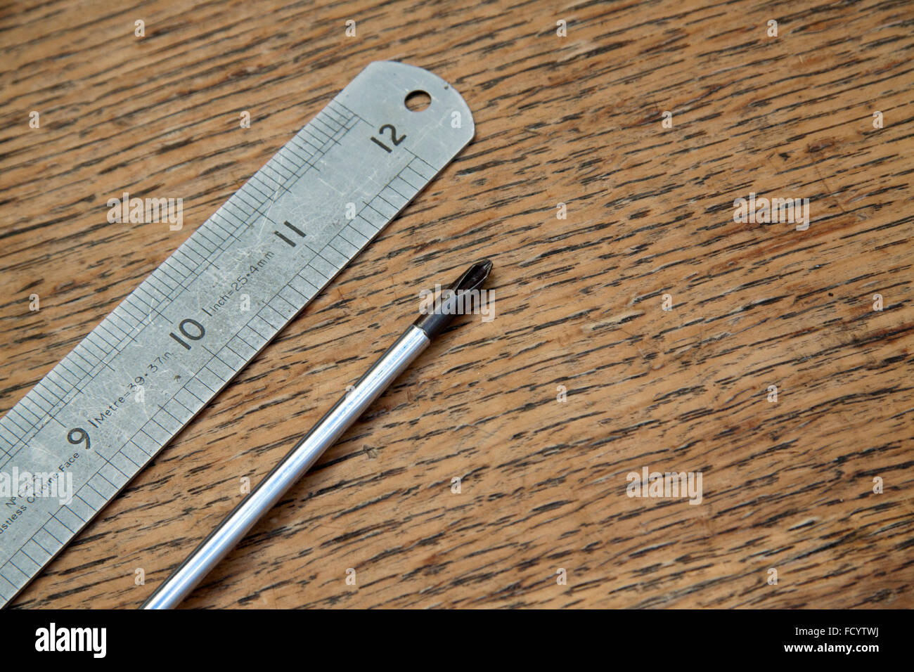 Cross head hi-res stock photography and images - Alamy