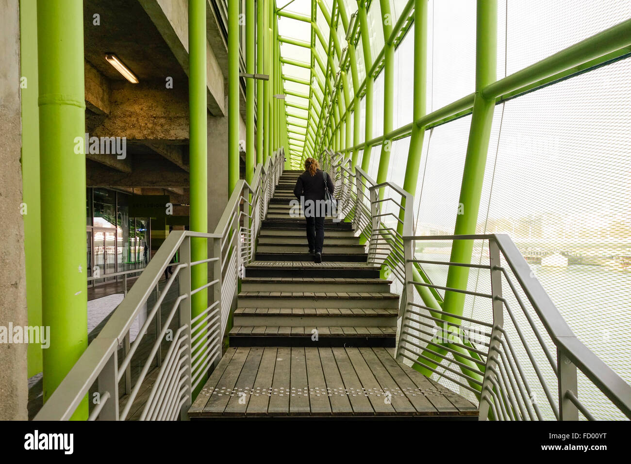 Les docks city fashion design hi-res stock photography and images - Alamy