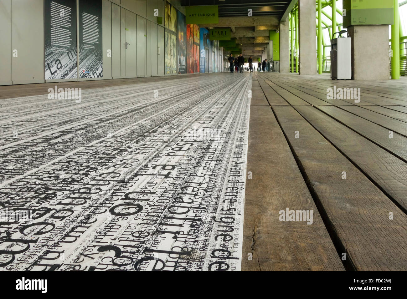 Paris les docks cite de mode hi-res stock photography and images - Alamy