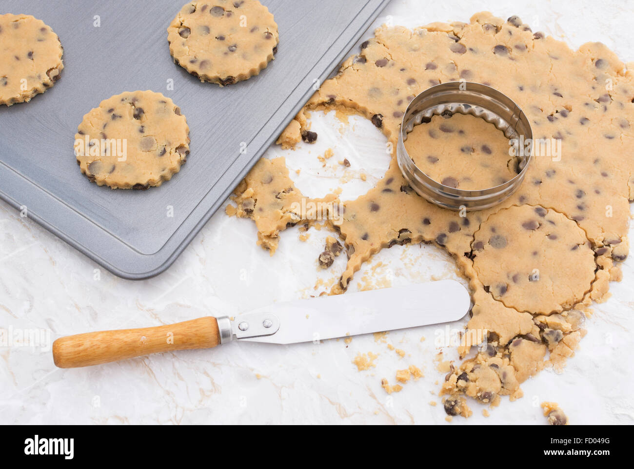 Cutting dough circles hi-res stock photography and images - Alamy