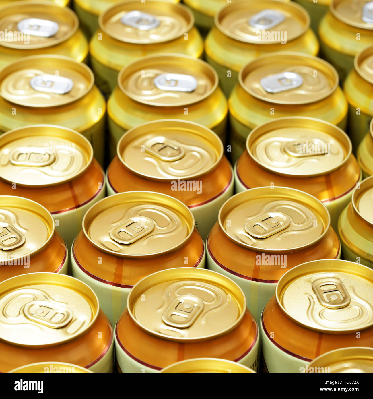 Beers cans hi-res stock photography and images - Alamy