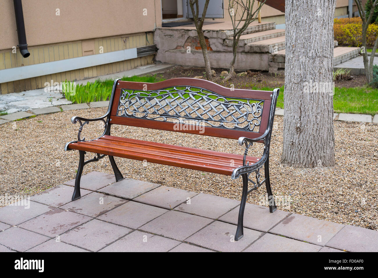Bench in front of house hi-res stock photography and images - Alamy