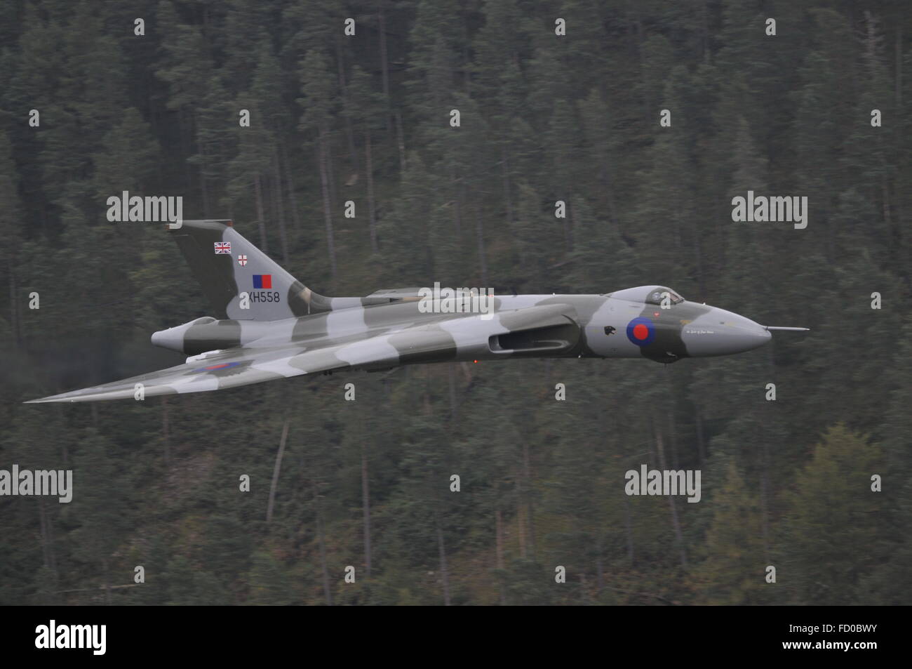 Vulcan Bomber Last Flight Stock Photo - Alamy