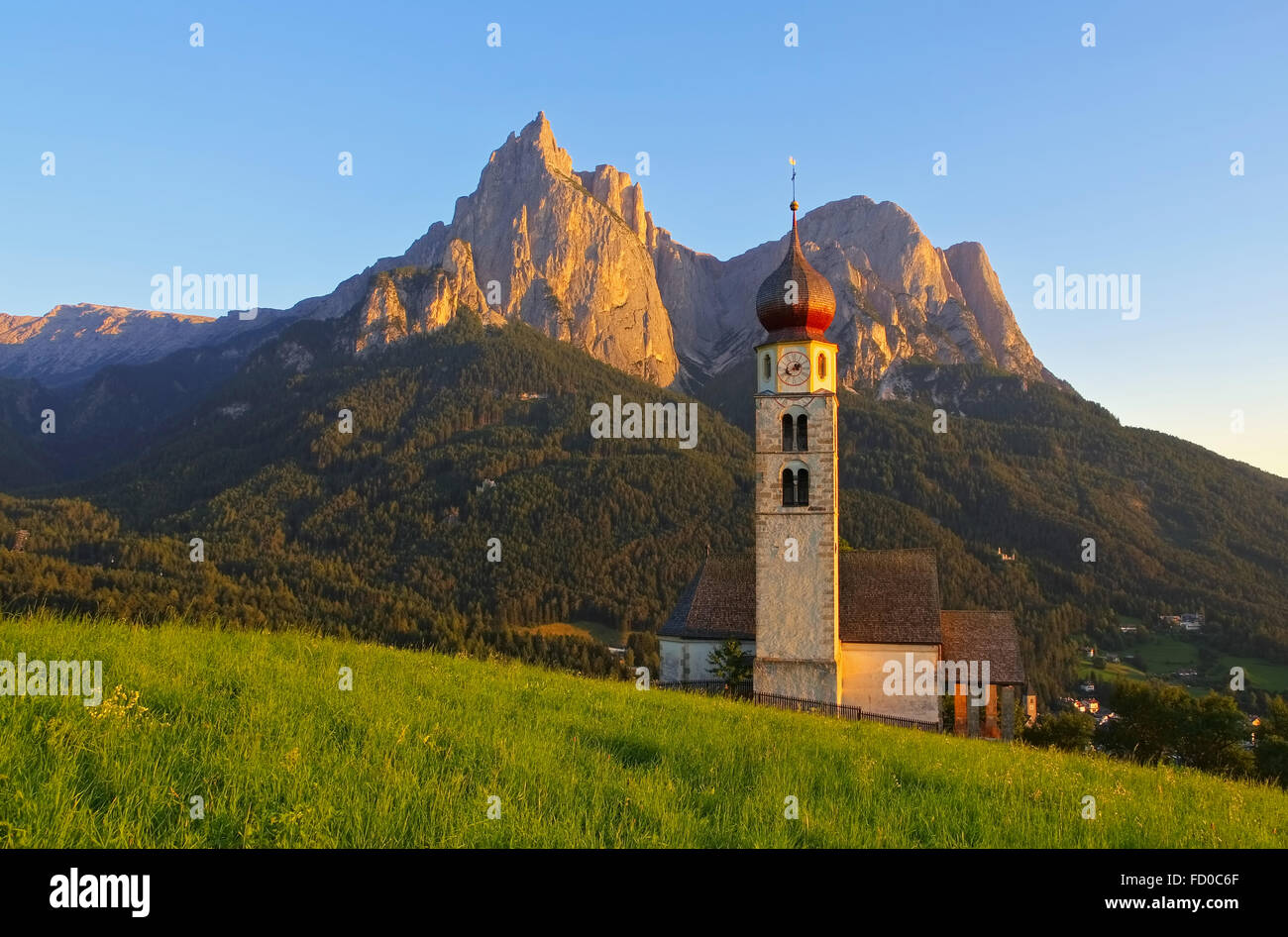 St valentin kirche hi-res stock photography and images - Alamy